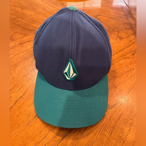 Volcom | Accessories | Vintage Volcom Stone Aqua And Blue Snap Back Hat ...